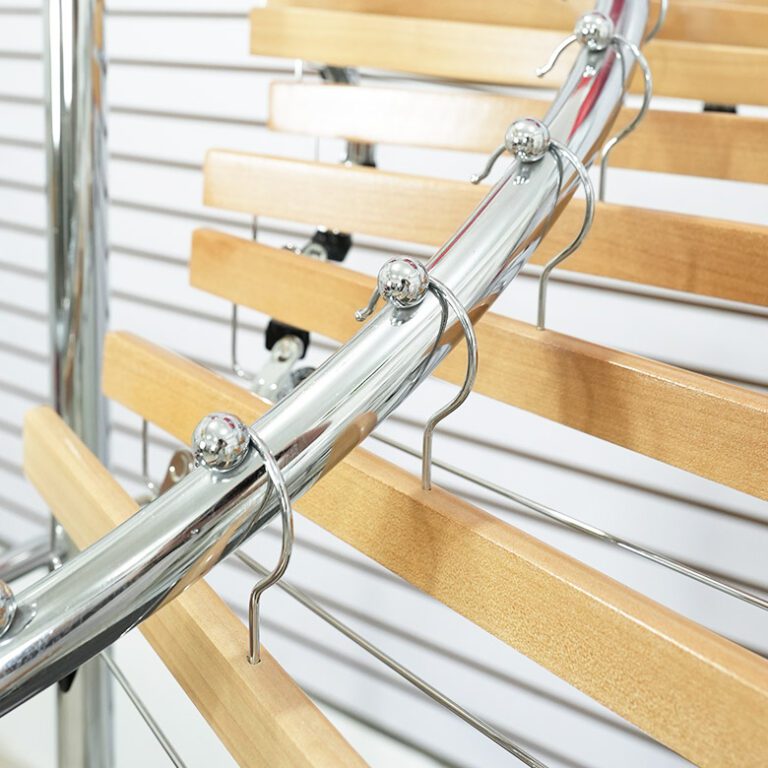 Rack metálico en espiral cromado – Todo Display Honduras
